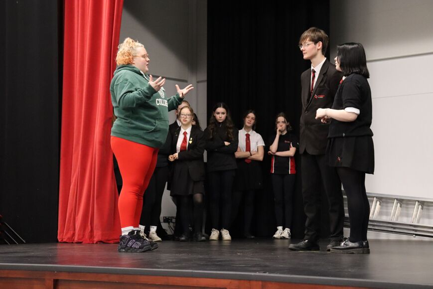 West End Performer and Star of Sister Act The Musical, Lizzie Bea ...